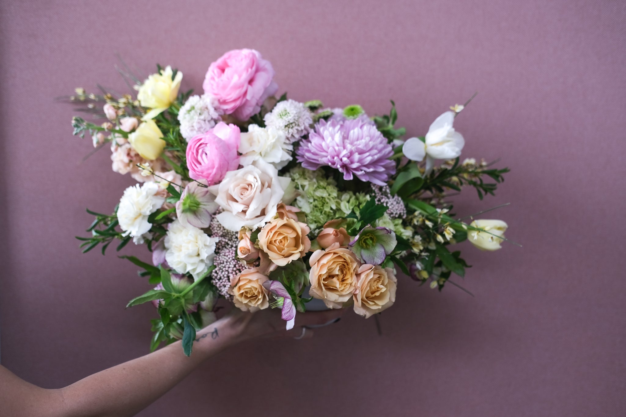 How to Care for Cut Flowers: Keep Your Blooms Fresh Longer – Amelia's ...