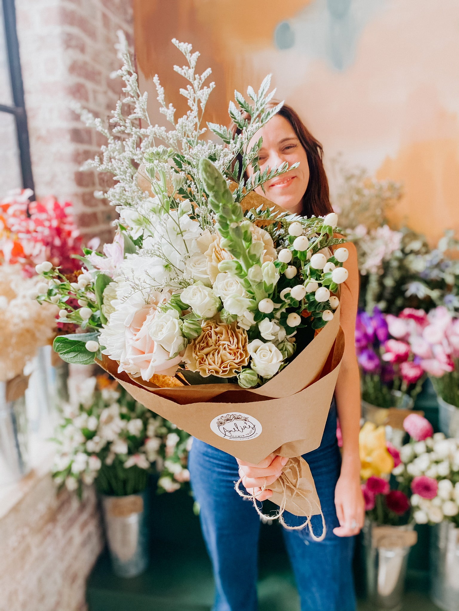 7 Simple Gestures to Show Someone You Care – Amelia's Flowers